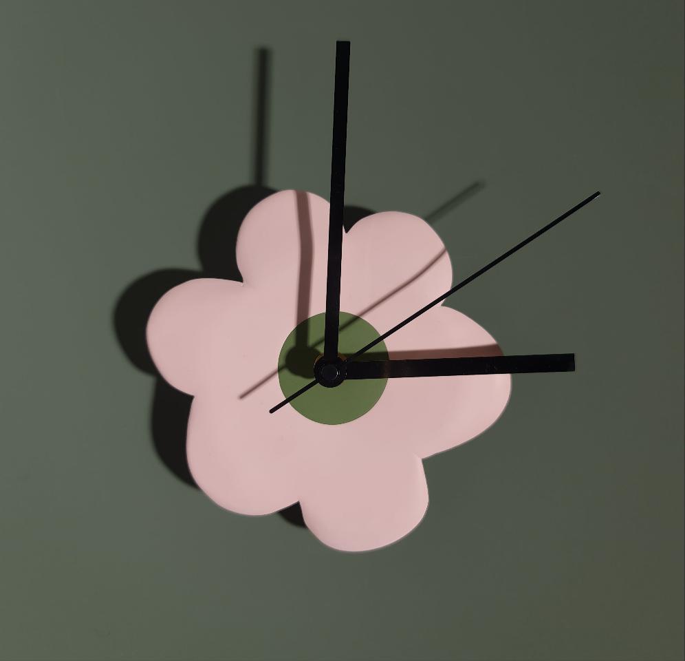FLOWER CLOCKS - MODERN, BRIGHT AND COLOURFUL - Clac Clac Design